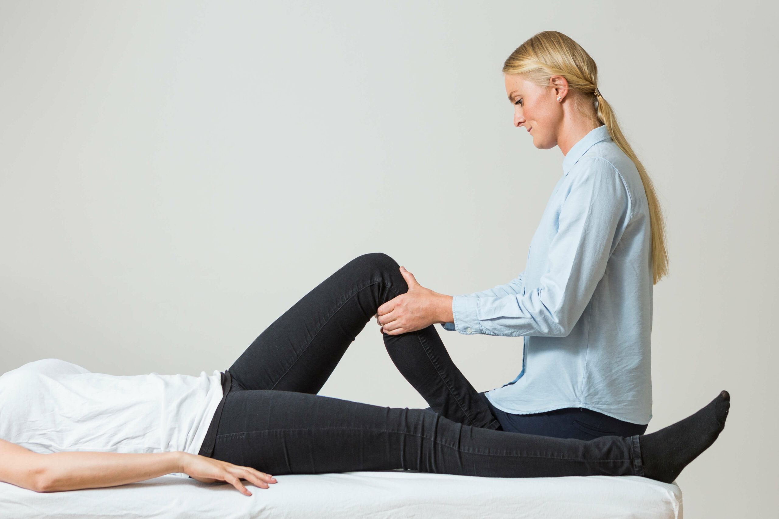 Gåsefods syndrom » Behandling af Anserinus tendinit [Book tid her]